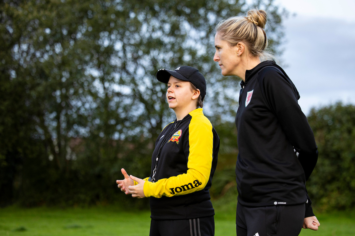 Gemma Grainger visits Caerphilly Castle