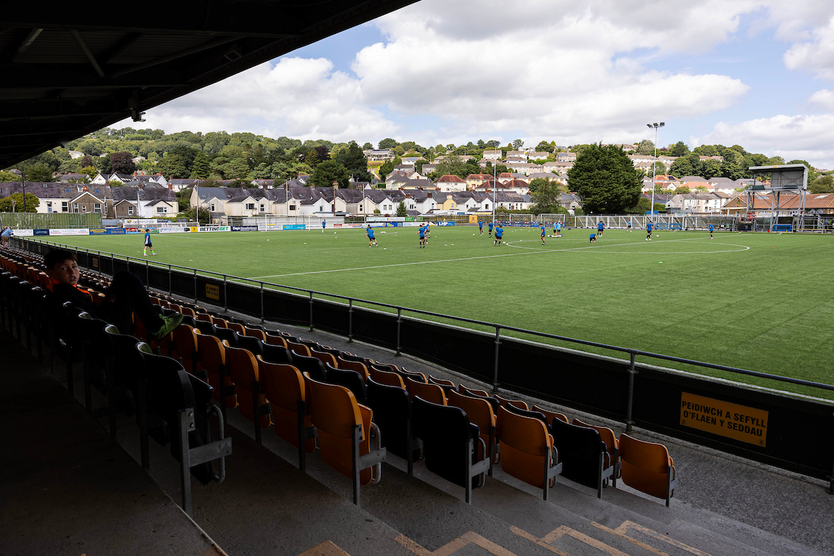 JD Welsh Cup: Carmarthen Town v Colwyn Bay to be shown live